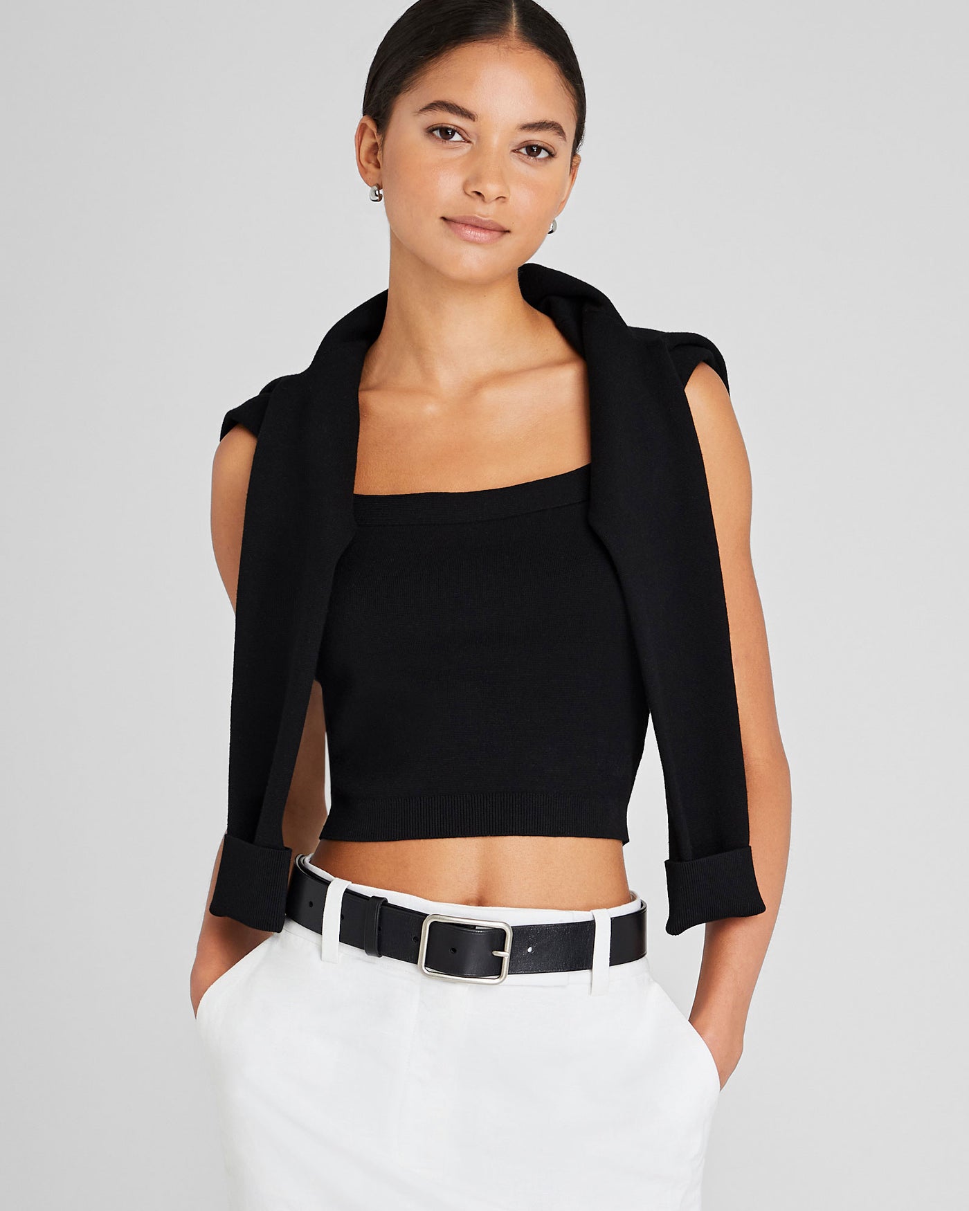 Women's Black Cropped Sweater Tank | Club Monaco Corp, CA US