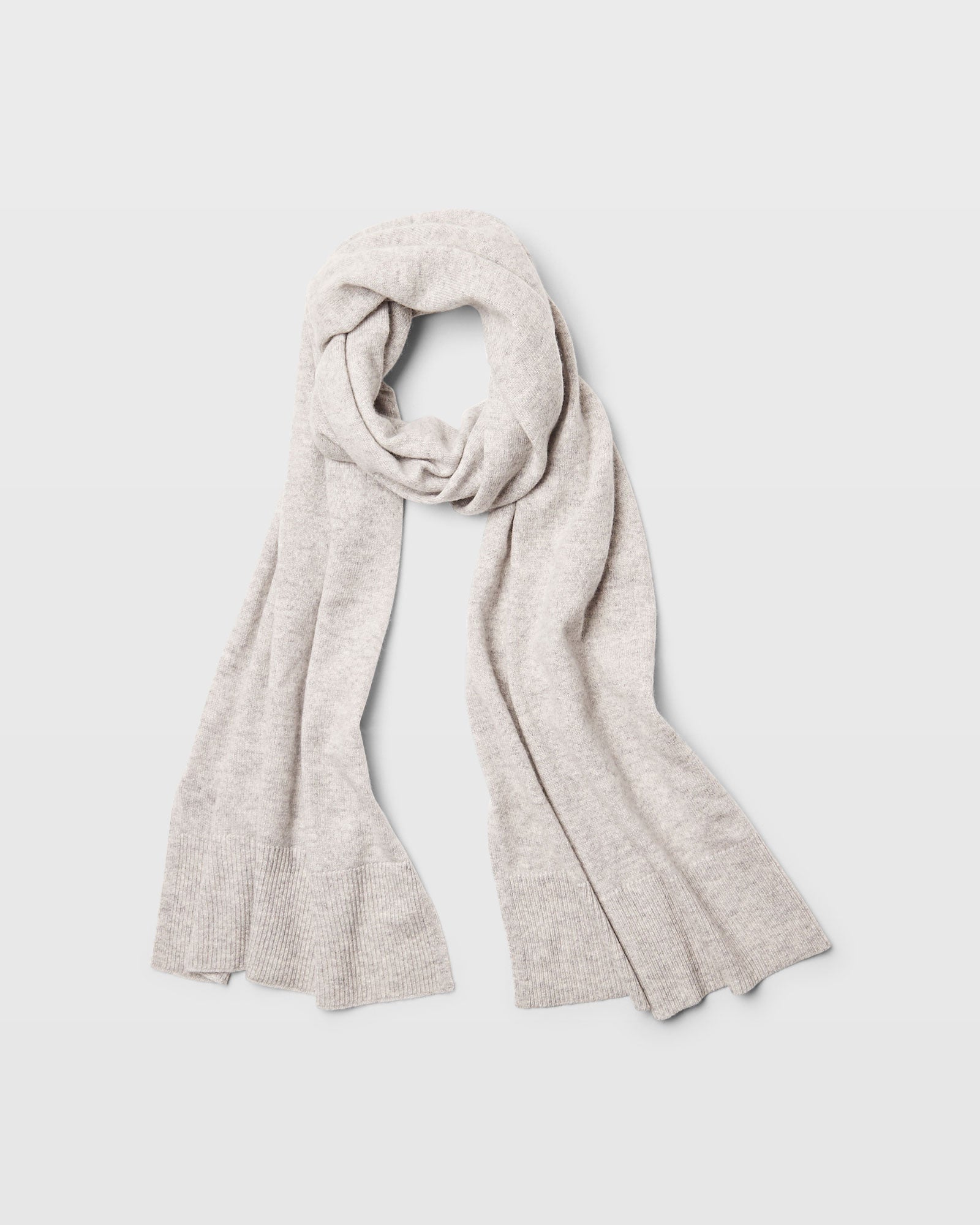 Men's Light Grey Kensington Cashmere Scarf | Club Monaco Corp, CA US