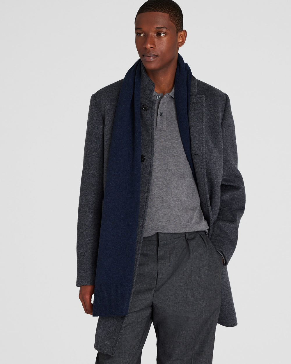 Men's Navy Kensington Cashmere Scarf | Club Monaco Corp, CA US