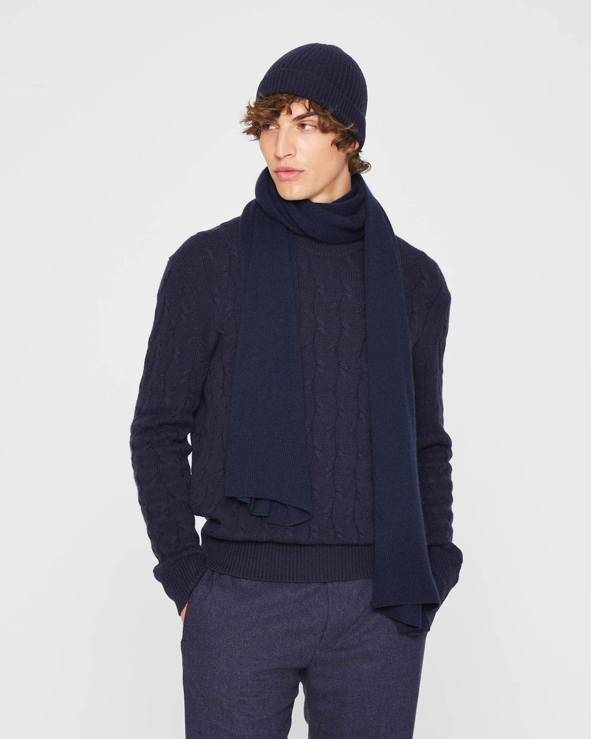 Men's Navy Kensington Cashmere Scarf | Club Monaco Corp, CA US