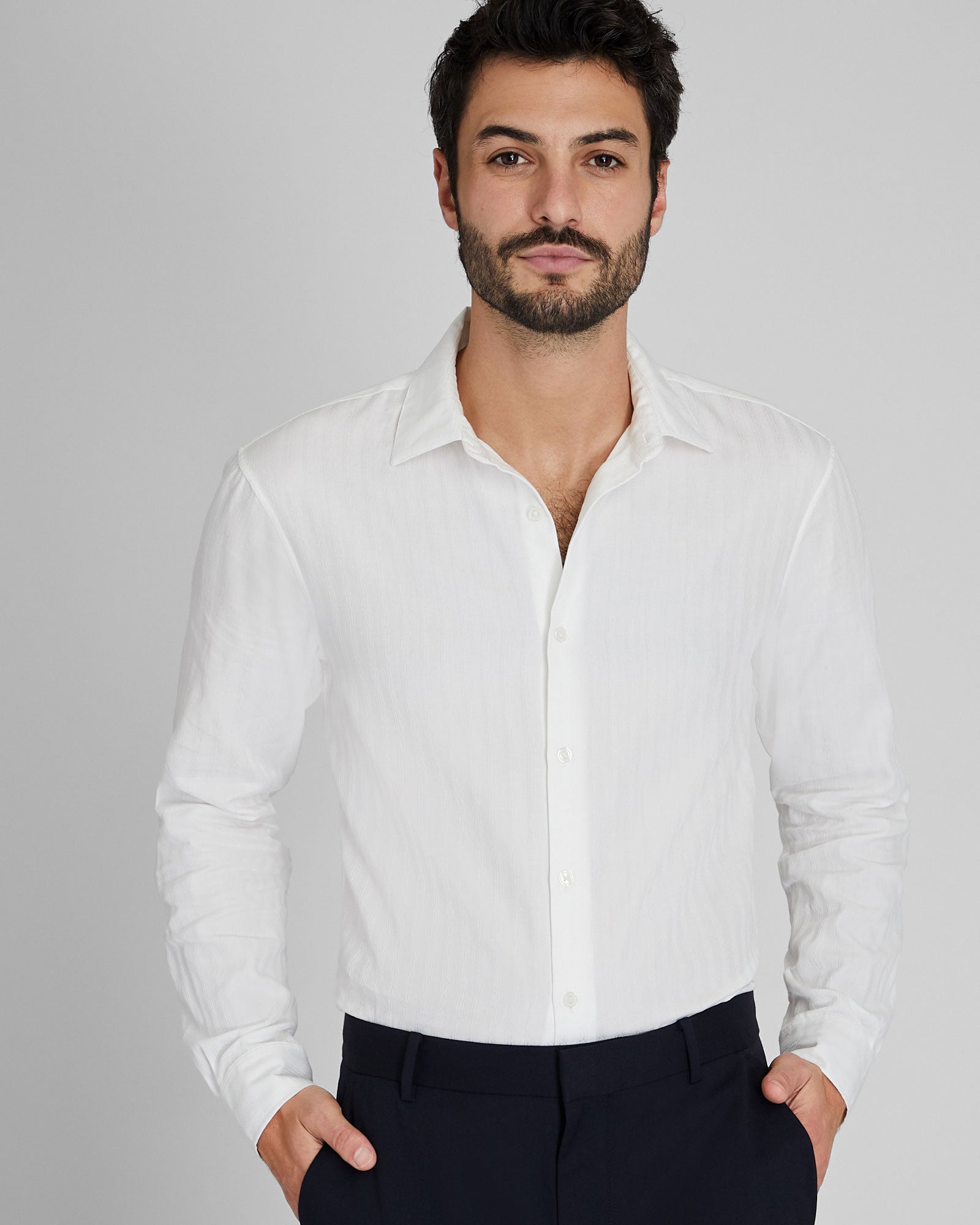 Men's Antique White Slim Jacquard Cable Shirt | CLUB MONACO US
