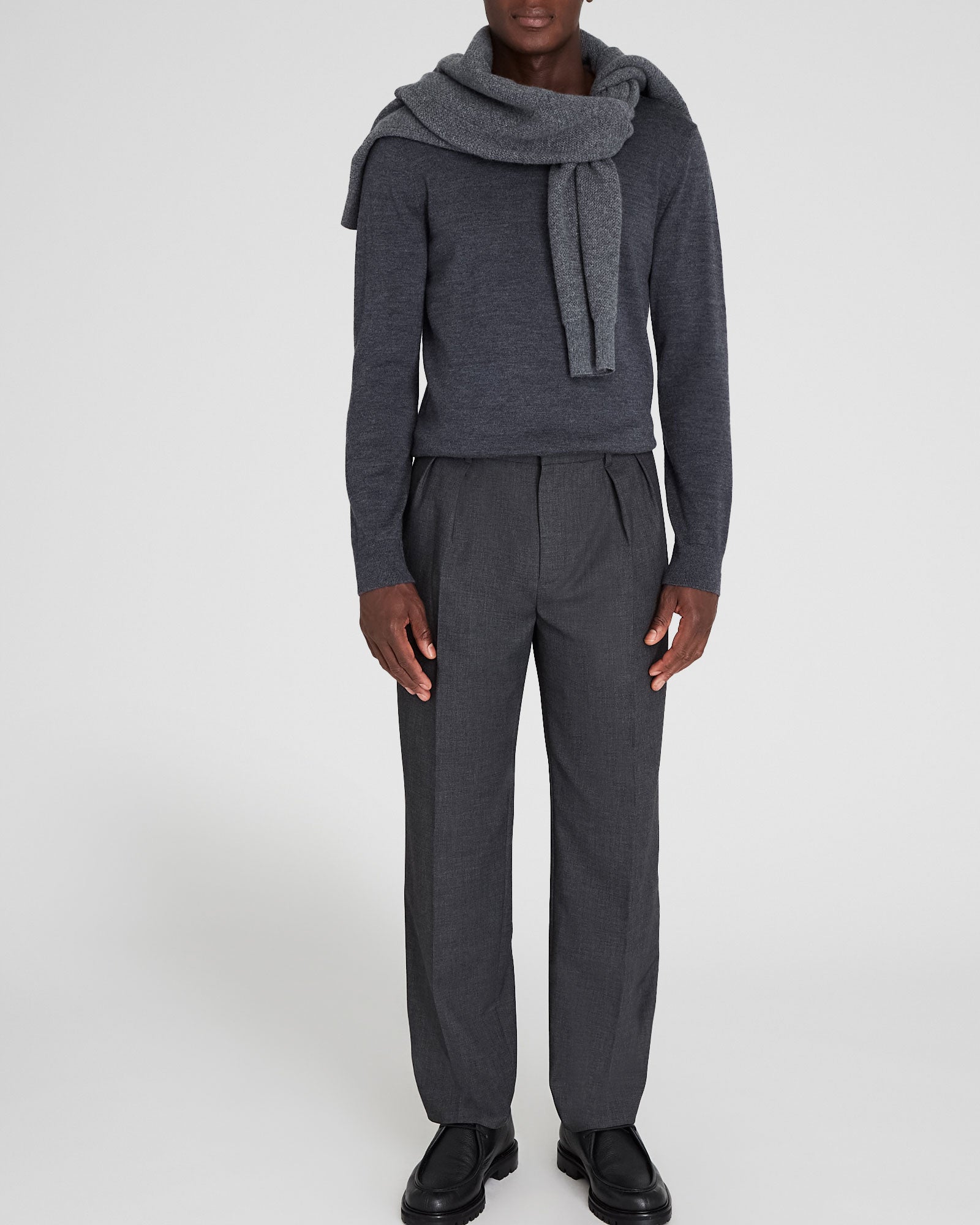 Men's Stripe - Ivory Pleated Wool Blend Trouser | Club Monaco Corp, CA US