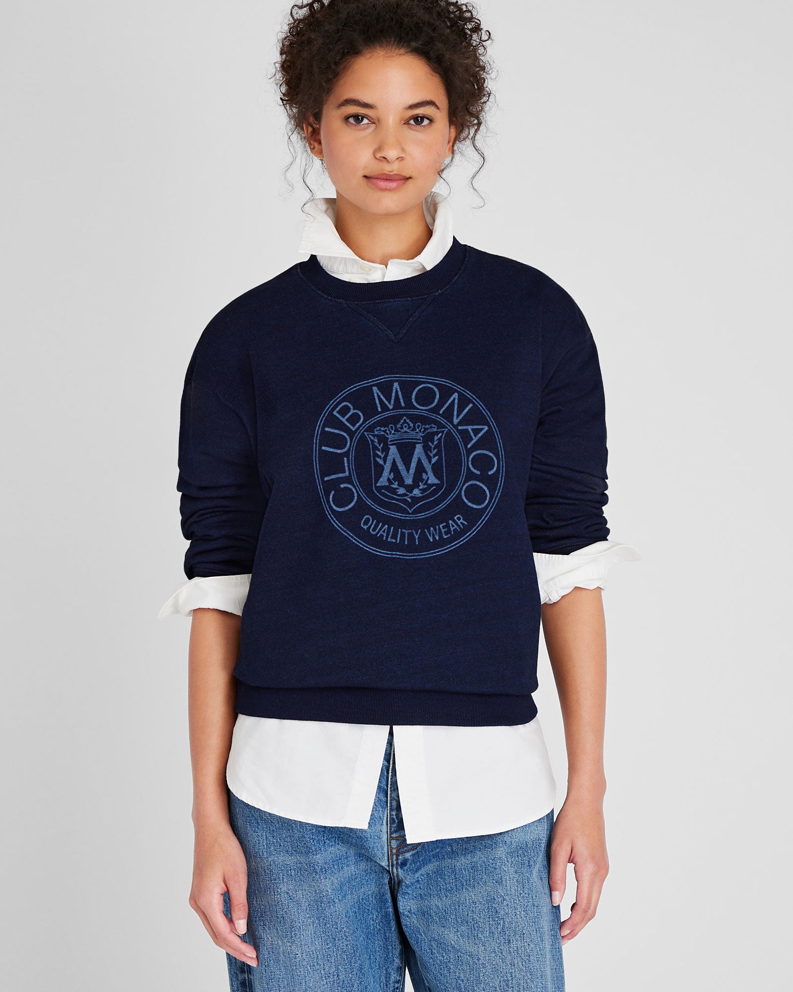 Men's Dark Blue Indigo Crest Crewneck | CLUB MONACO US